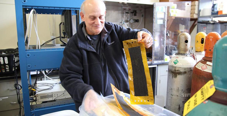 University of Arizona Professor Advances New Fuel-Cell Technology ...